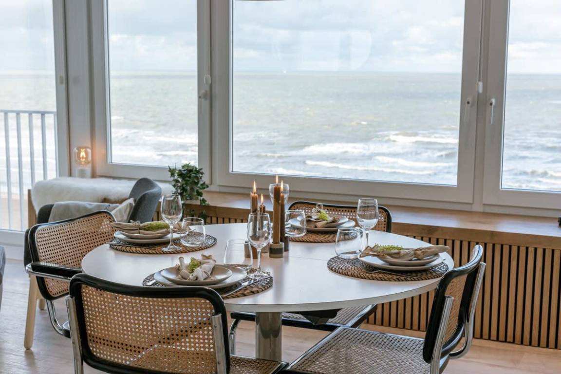96 M² Apartment ∙ 3 Bedrooms ∙ 7 Guests - Ostend