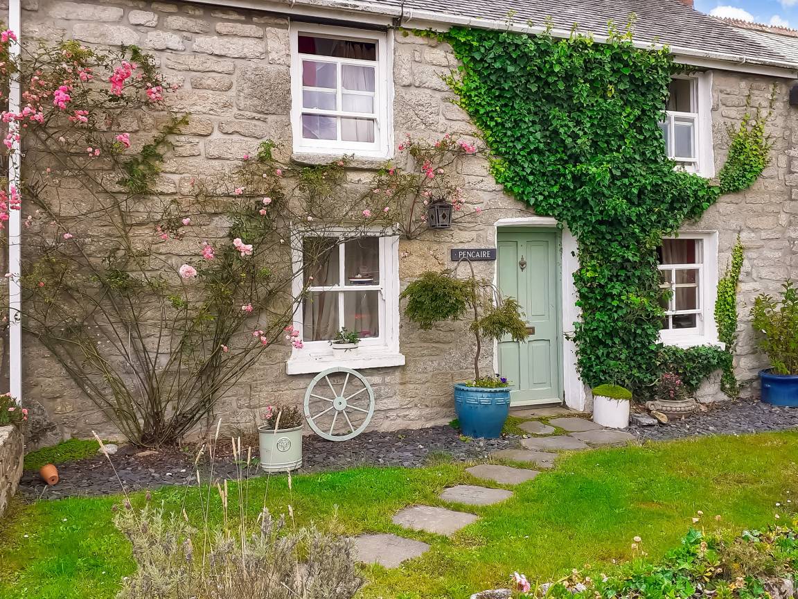 Cottage ∙ 2 Bedrooms ∙ 5 Guests - Helston