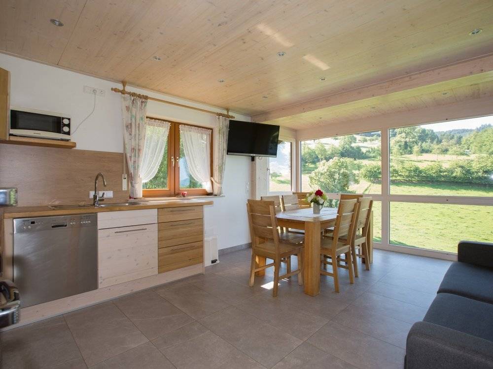 80 M² Ferienwohnung ∙ 3 Schlafzimmer ∙ 6 Gäste - Wolfach