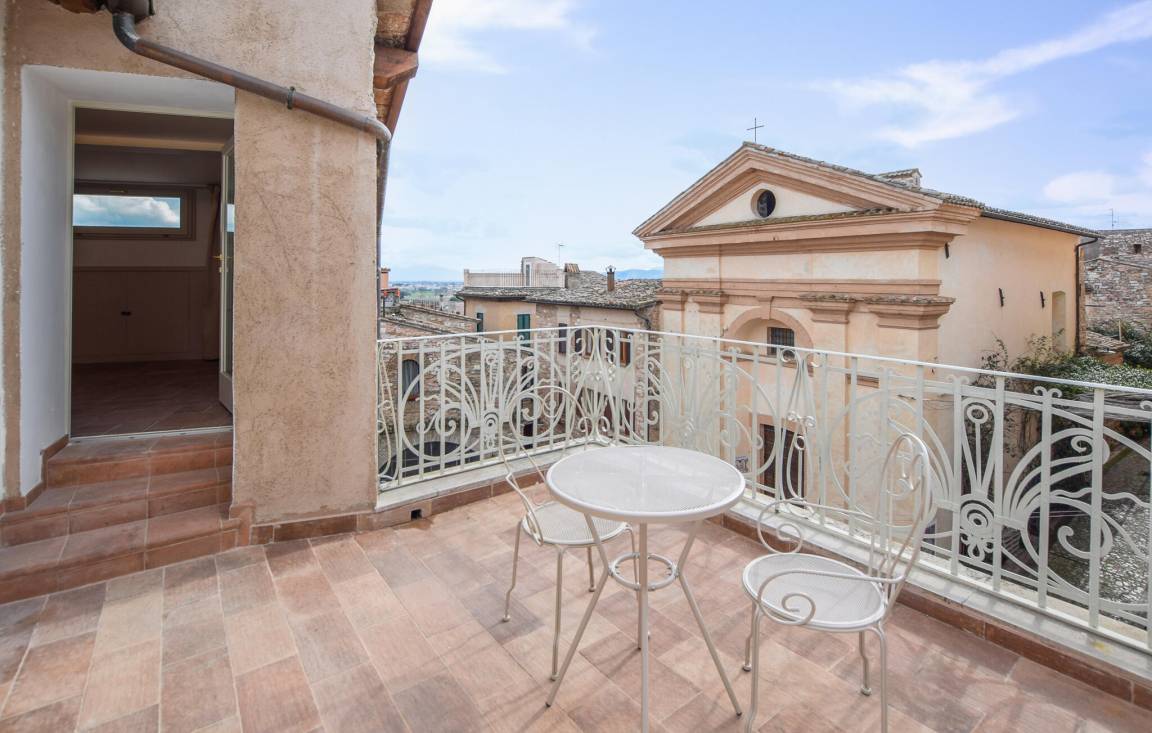 202 M² House ∙ 5 Bedrooms ∙ 10 Guests - Spello