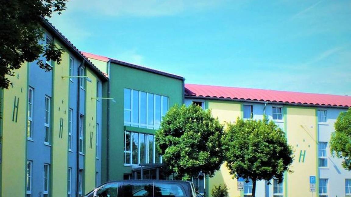 18 M² Hotel ∙ 2 Guests - Herbolzheim