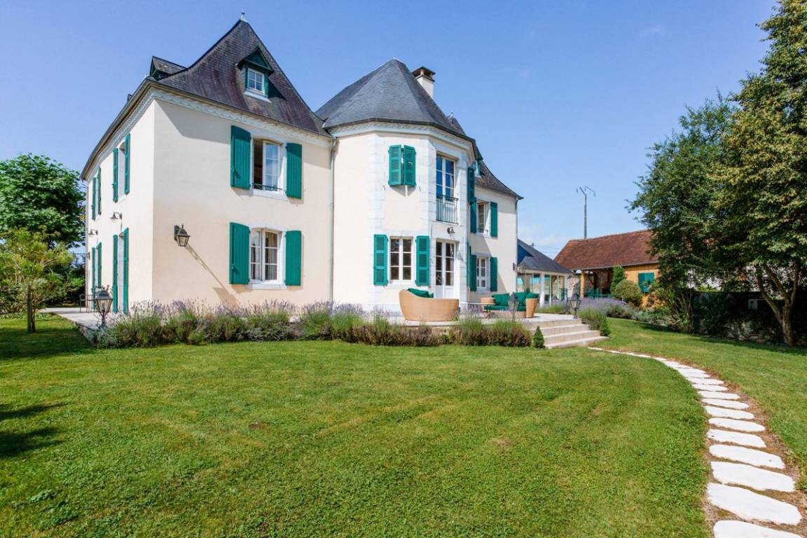 Villa ∙ 7 Slaapkamers ∙ 14 Gasten - Navarrenx
