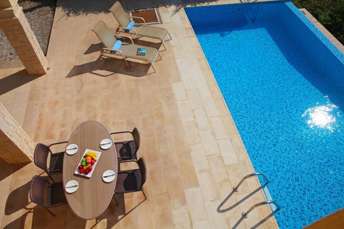 Villa ∙ 3 Bedrooms ∙ 6 Guests - Писсури