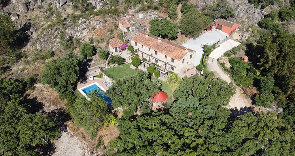 400 M² Villa ∙ 6 Slaapkamers ∙ 18 Gasten - Extremadura