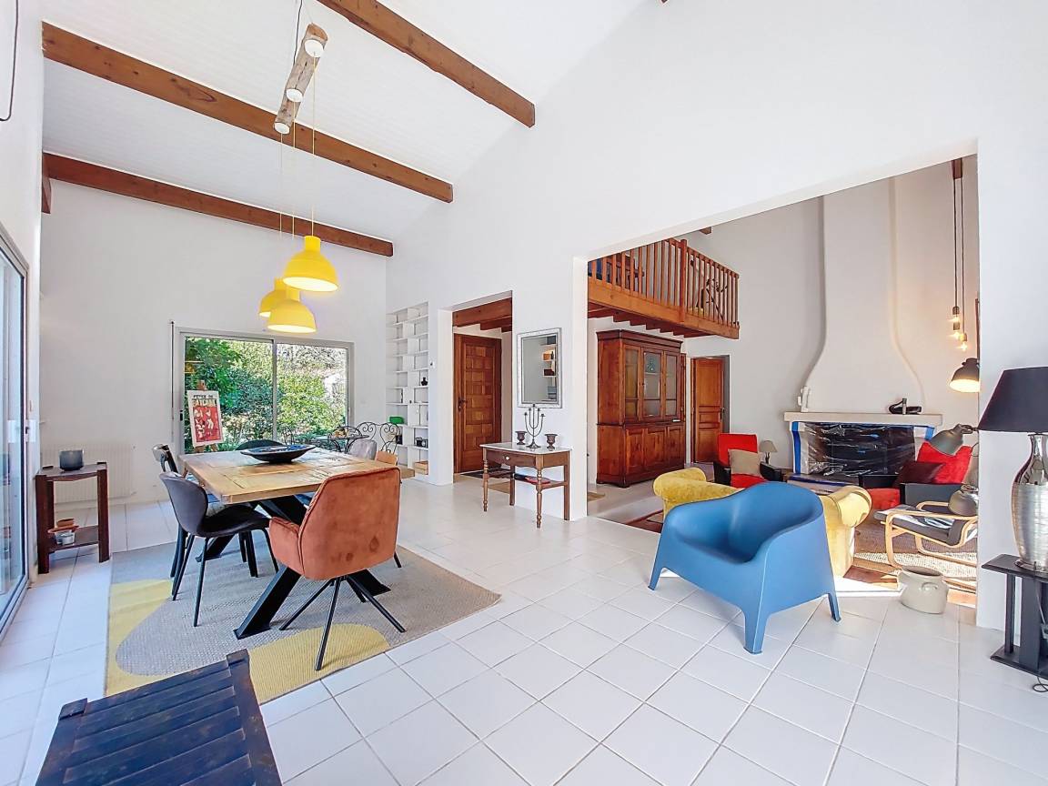 120 M² Talo ∙ 2 Makuuhuonetta ∙ 5 Vierasta - Labenne