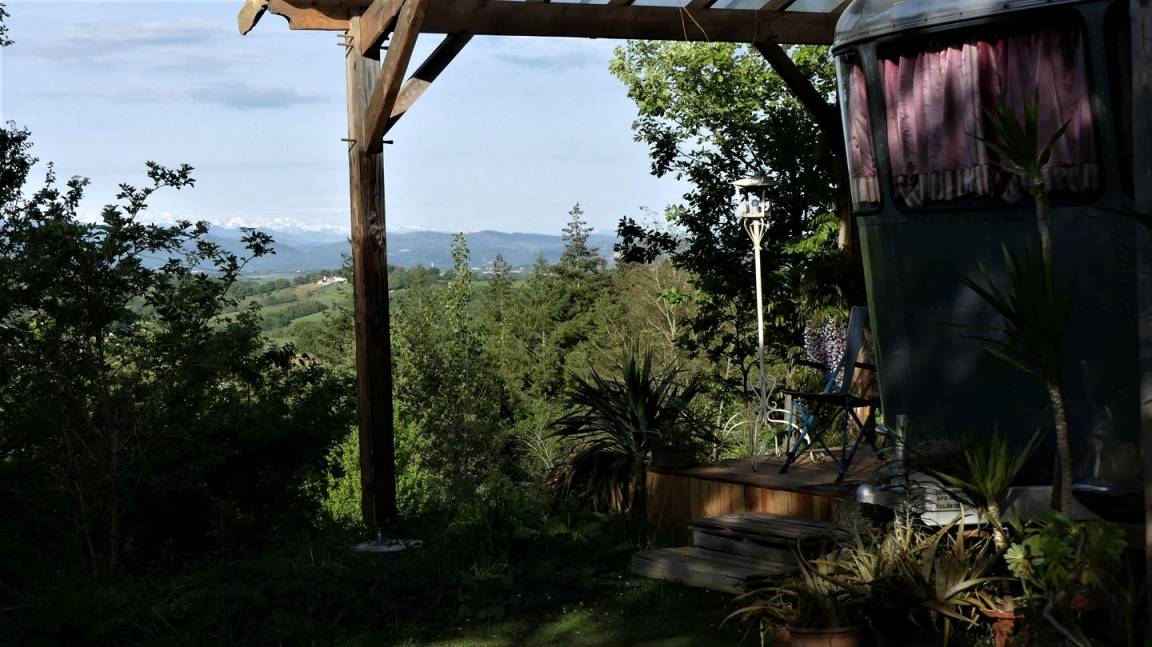 Caravan ∙ 1 Bedroom ∙ 2 Guests - Ariege