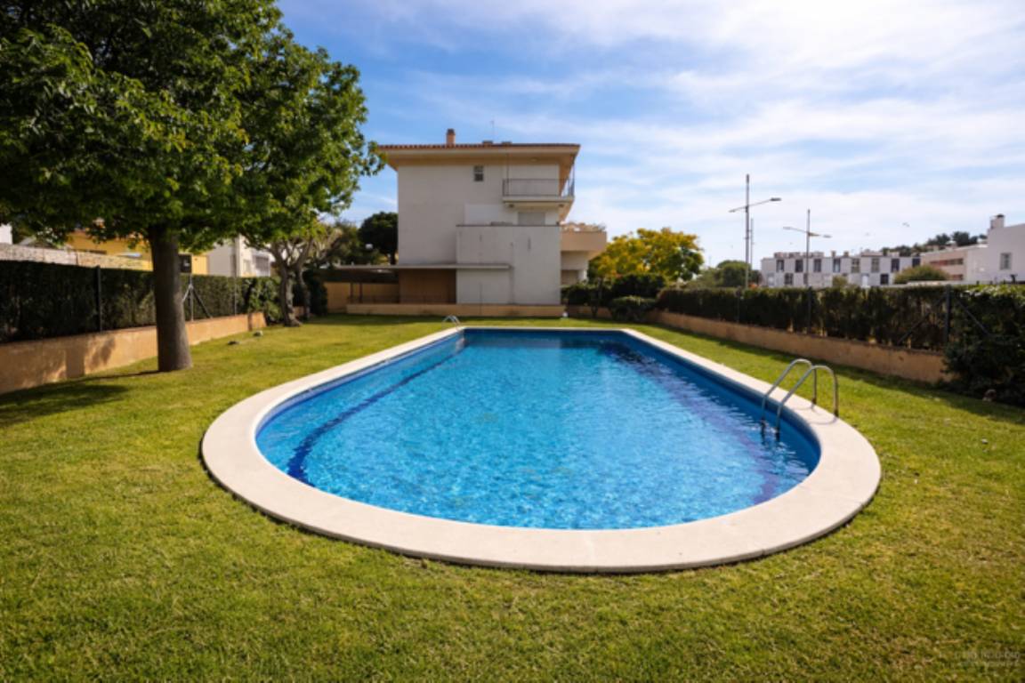 120 M² Ferienwohnung ∙ 4 Schlafzimmer ∙ 6 Gäste - Sitges