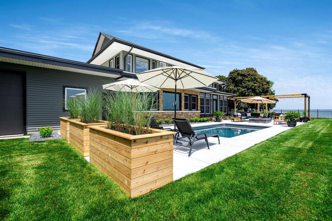 House ∙ 4 Bedrooms ∙ 10 Guests - Ontario