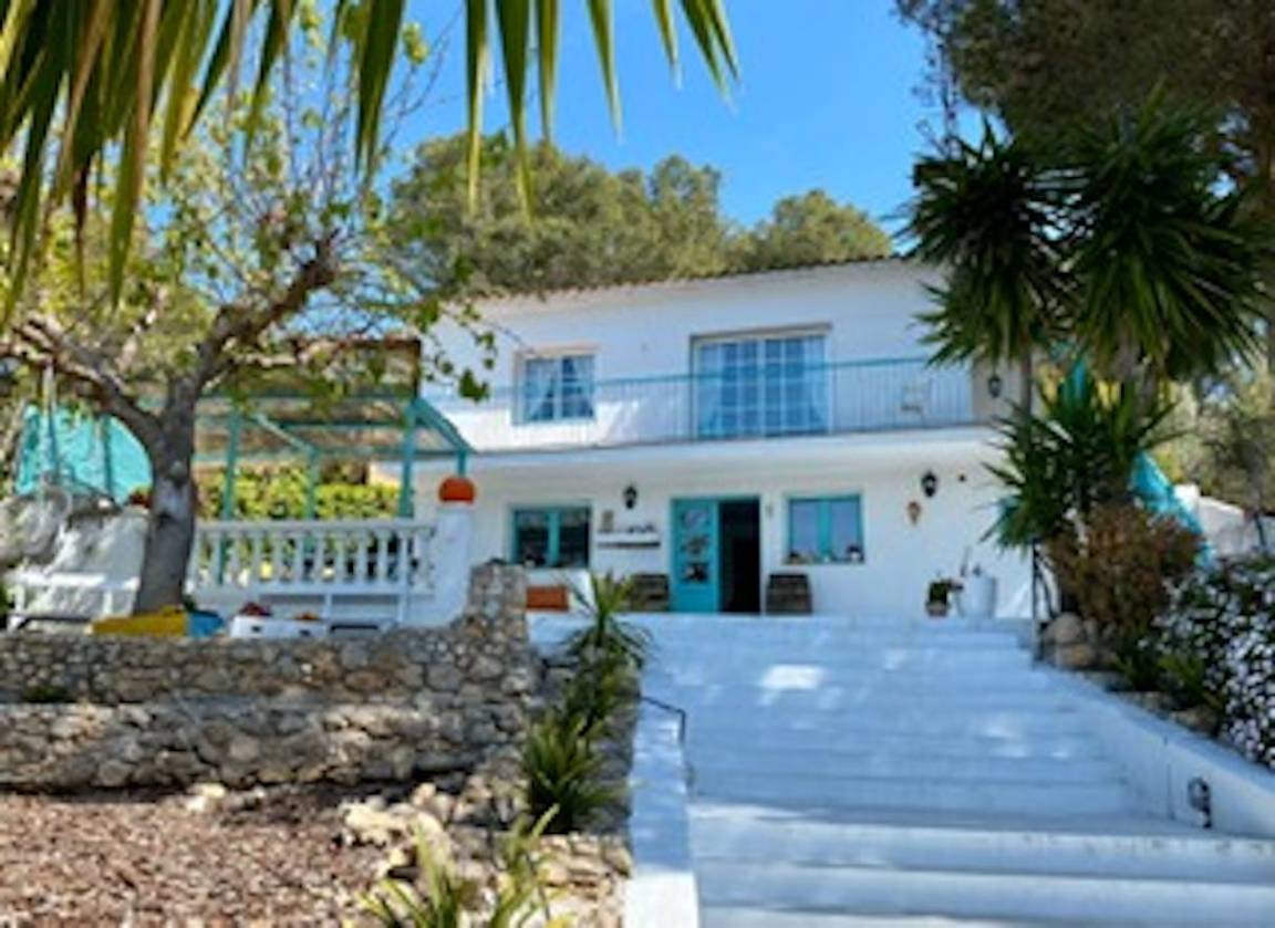 170 M² Ferienhaus ∙ 4 Schlafzimmer ∙ 8 Gäste - Sitges