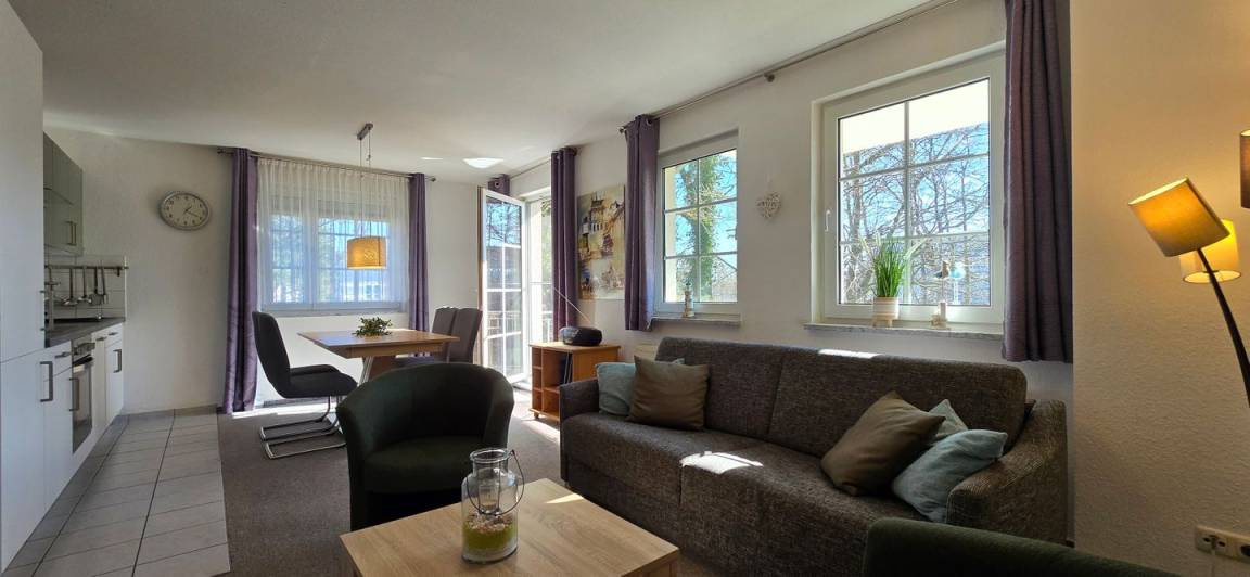 62 M² Ferienwohnung ∙ 2 Schlafzimmer ∙ 6 Gäste - Graal-Müritz