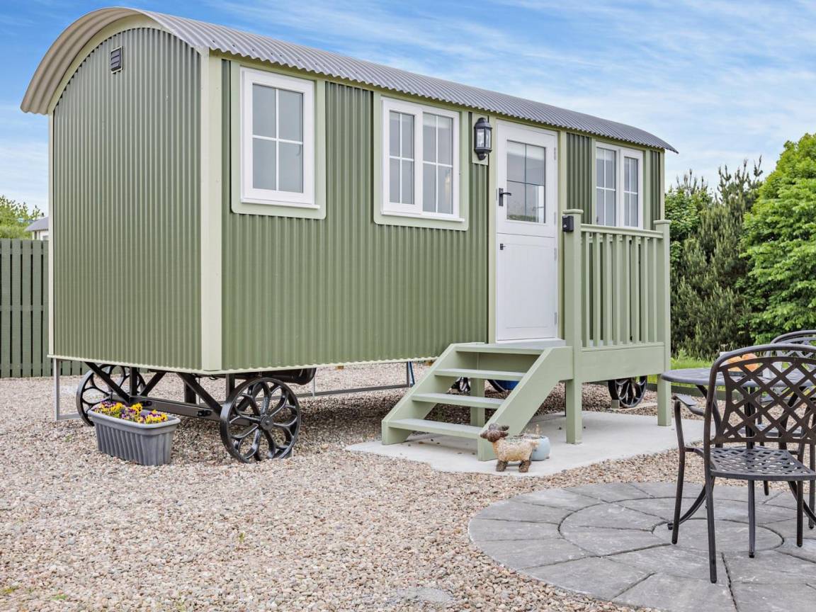 Cottage ∙ 1 Bedroom ∙ 2 Guests - Forfar