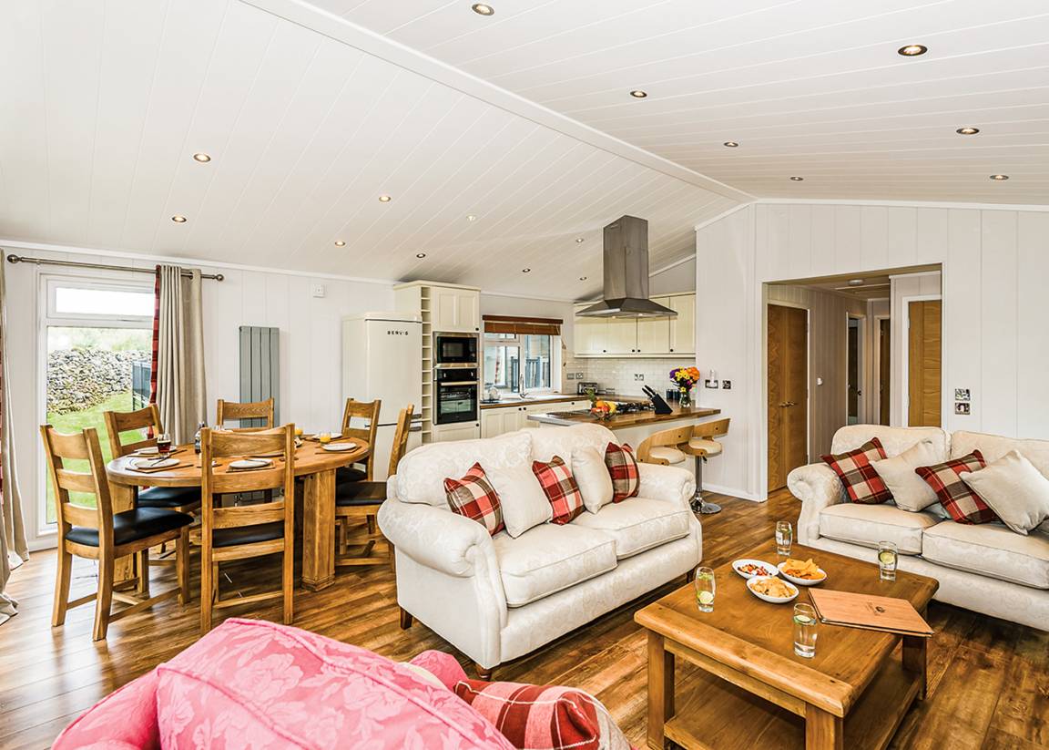 Chalet ∙ 2 Bedrooms ∙ 4 Guests - Scotland