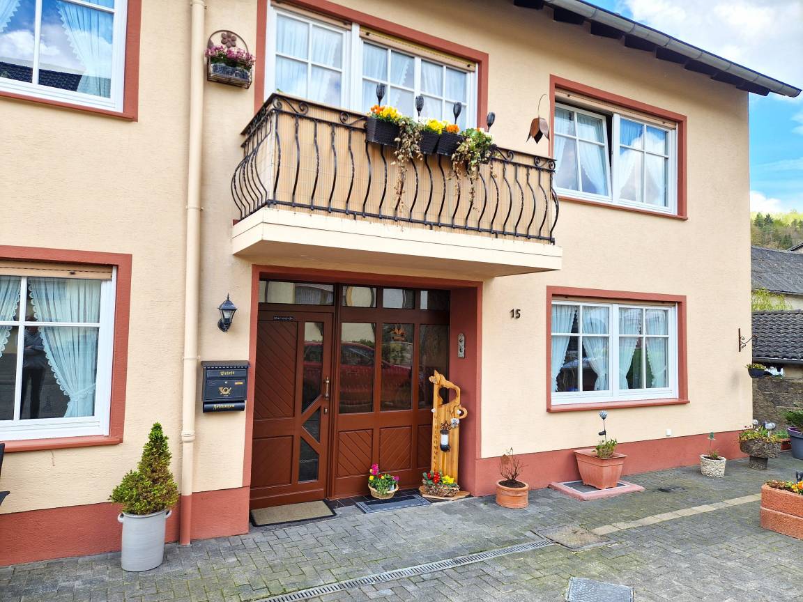 65 M² Ferienwohnung ∙ 2 Schlafzimmer ∙ 3 Gäste - Gerolstein