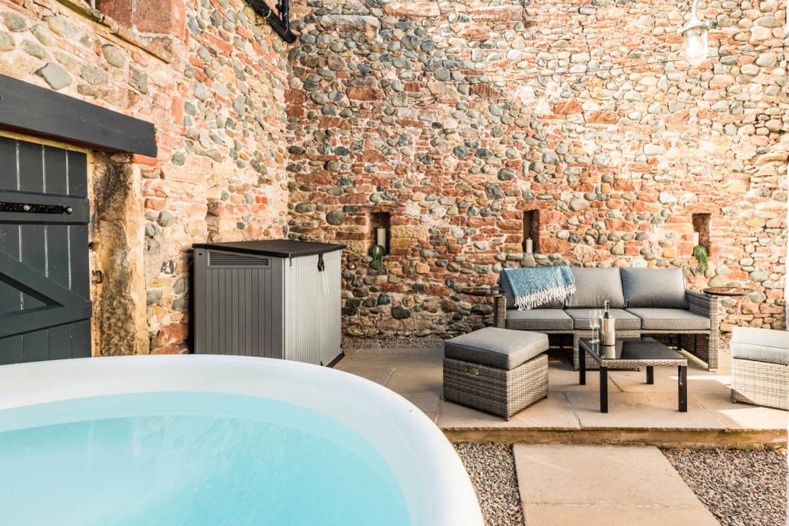 Cottage ∙ 2 Bedrooms ∙ 4 Guests - Carlisle