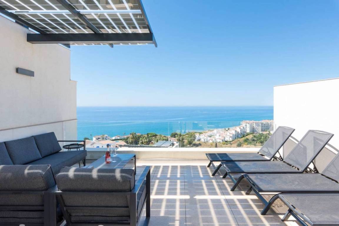 289 M² Maison De Vacances ∙ 4 Chambres ∙ 8 Personnes - Torrox Costa
