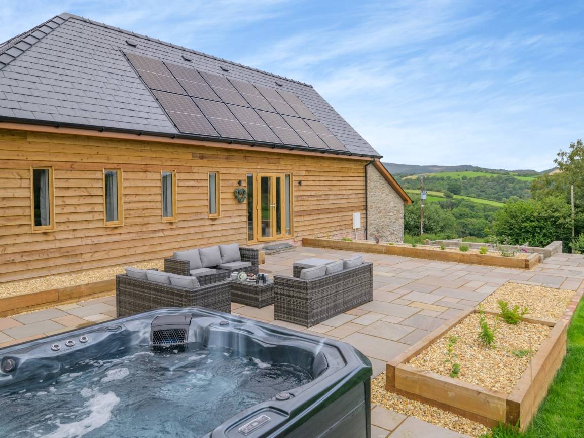 Cottage ∙ 5 Bedrooms ∙ 10 Guests - Builth Wells