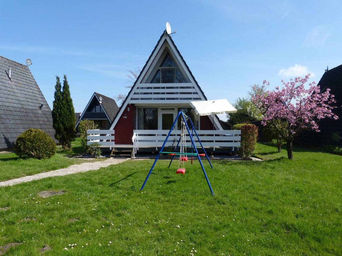 78 M² Ferienhaus ∙ 3 Schlafzimmer ∙ 6 Gäste - Nordenham