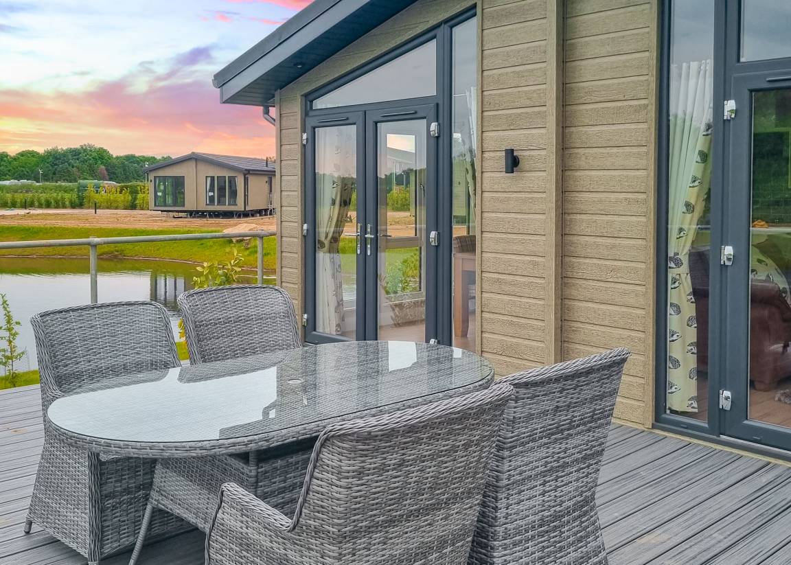Chalet ∙ 2 Bedrooms ∙ 4 Guests - Lincoln