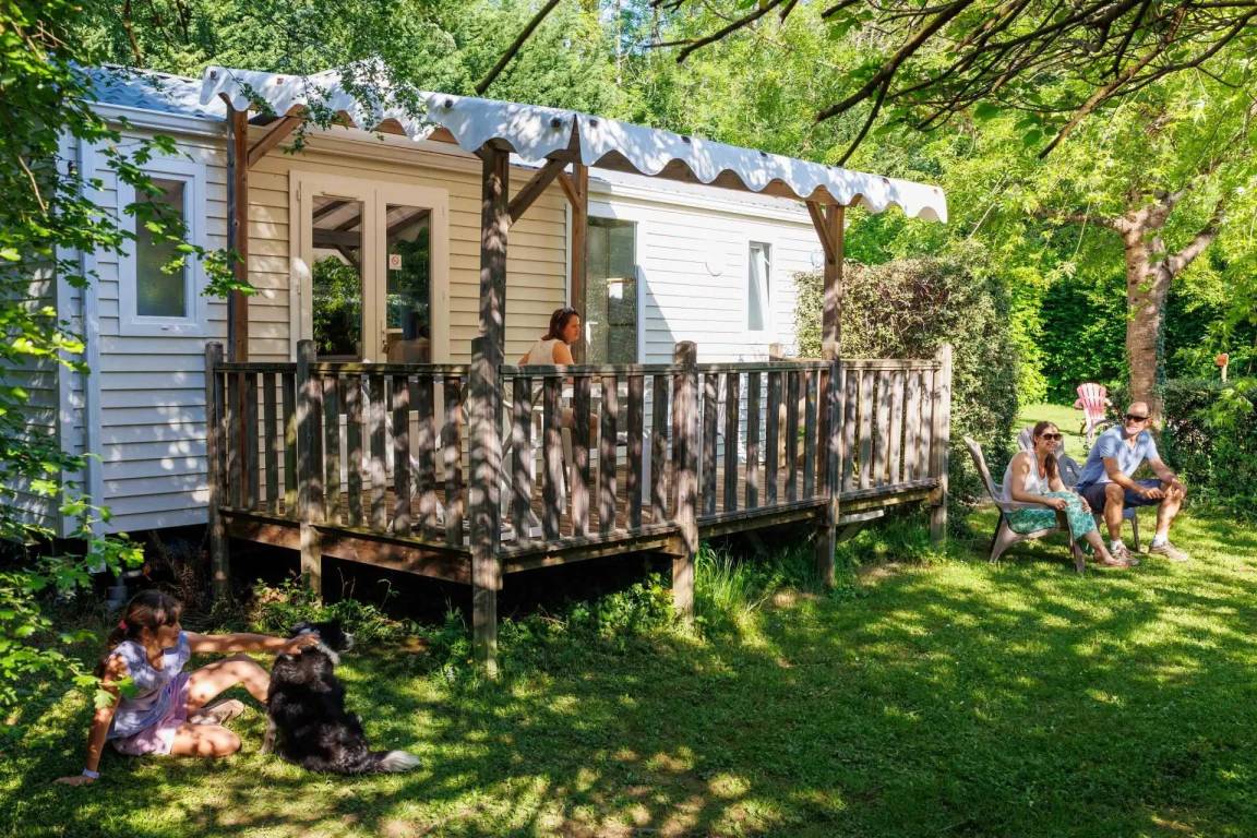 30 M² Camping ∙ 2 Bedrooms ∙ 5 Guests - Ariege