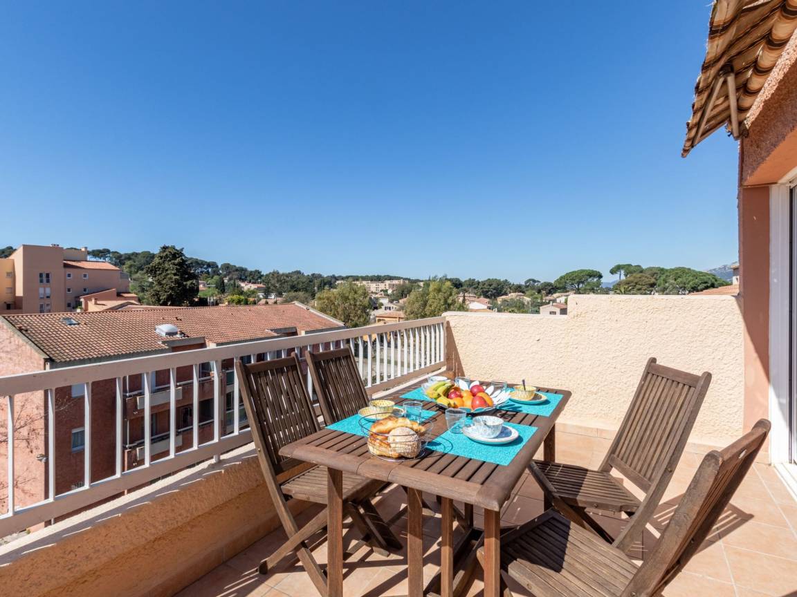 80 M² Ferienhaus ∙ 1 Schlafzimmer ∙ 4 Gäste - Le Pradet