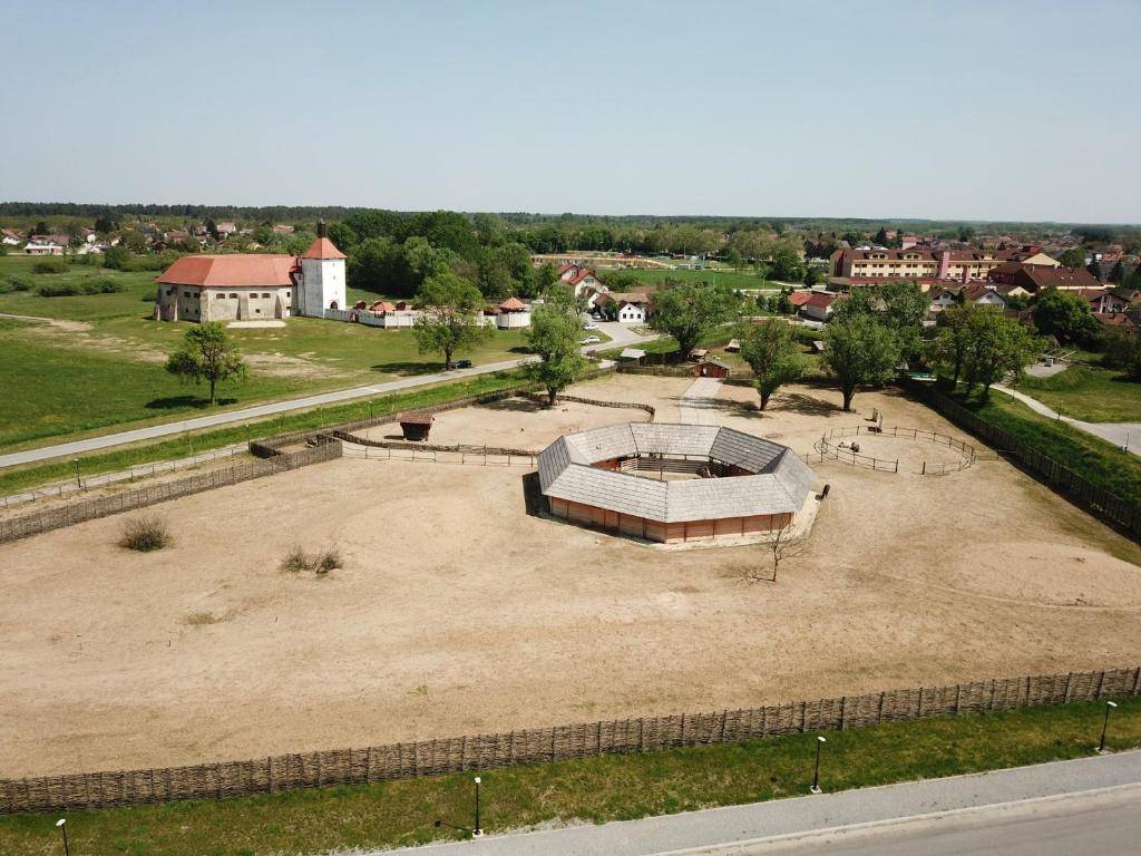 40 M² Ferienhaus ∙ 3 Schlafzimmer ∙ 5 Gäste - Kroatien