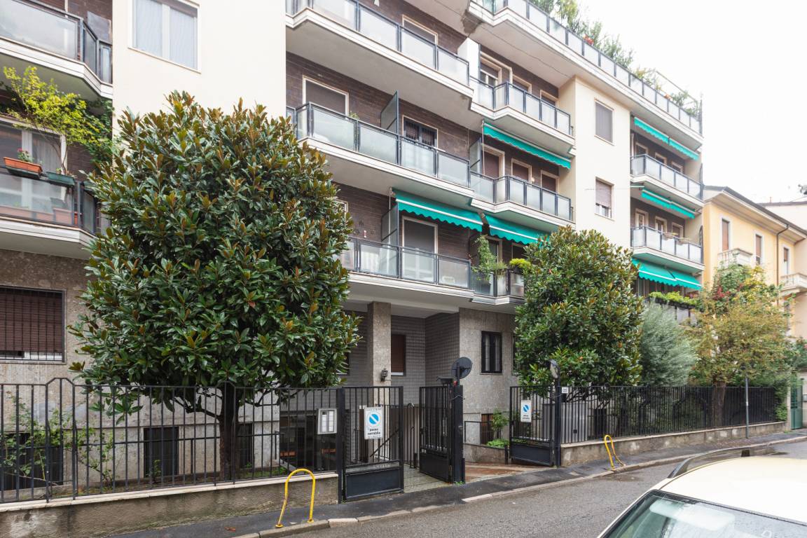 67 M² Apartamento ∙ 1 Quarto ∙ 2 Hóspedes - Milão