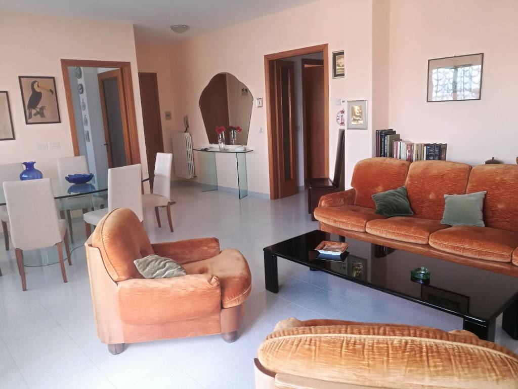 100 M² Ferienwohnung ∙ 2 Schlafzimmer ∙ 4 Gäste - Porto San Giorgio
