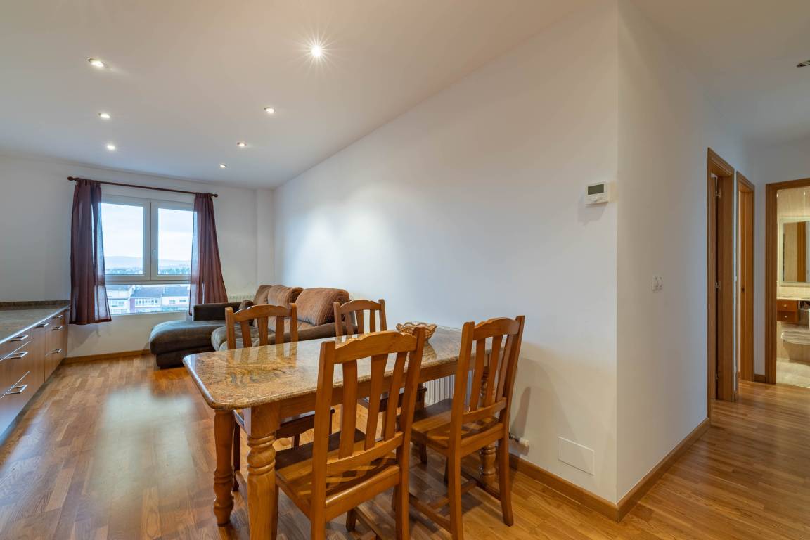 80 M² Appartement ∙ 2 Chambres ∙ 4 Personnes - Monforte de Lemos