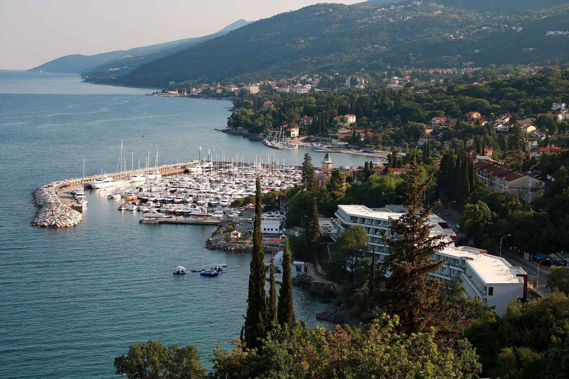 100 M² Ferienwohnung ∙ 3 Schlafzimmer ∙ 7 Gäste - Opatija