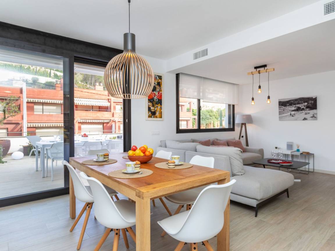 150 M² House ∙ 4 Bedrooms ∙ 8 Guests - Sa Riera