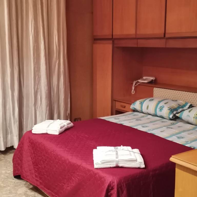 110 M² Appartement ∙ 3 Chambres ∙ 7 Personnes - Naples