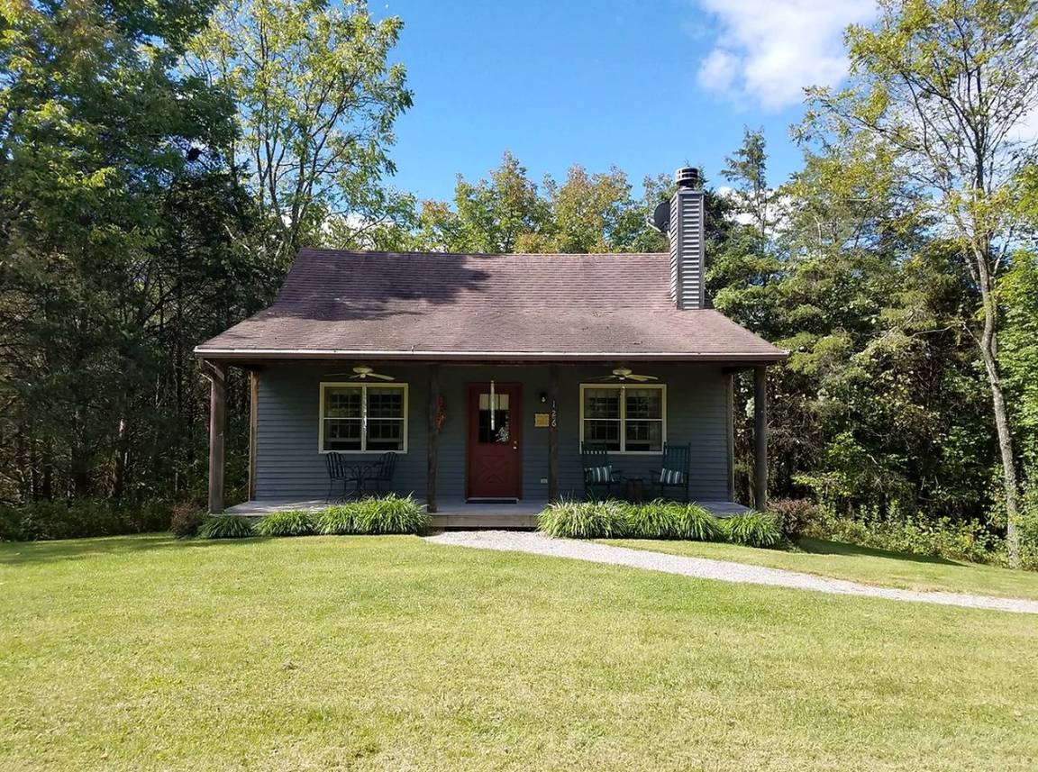 House ∙ 1 Bedroom ∙ 2 Guests - Lexington, VA