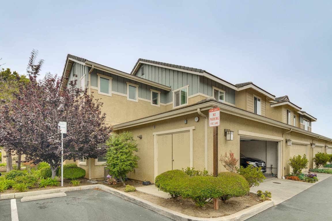 156 M² Huoneisto ∙ 3 Makuuhuonetta ∙ 6 Vierasta - Oxnard, CA
