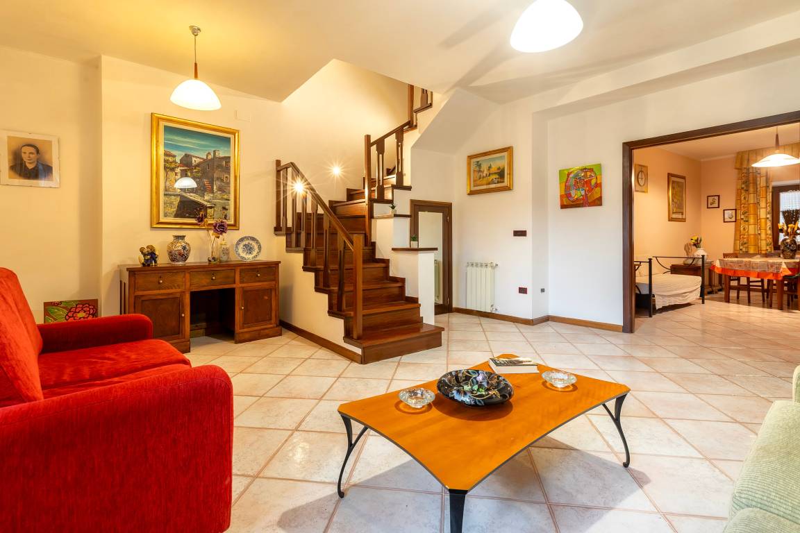 350 M² House ∙ 5 Bedrooms ∙ 11 Guests - Mara