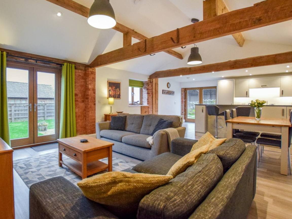 Cottage ∙ 2 Bedrooms ∙ 4 Guests - Ledbury