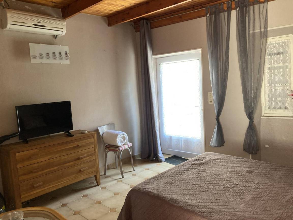 30 M² Cottage ∙ 1 Slaapkamer ∙ 2 Gasten - Chauzon