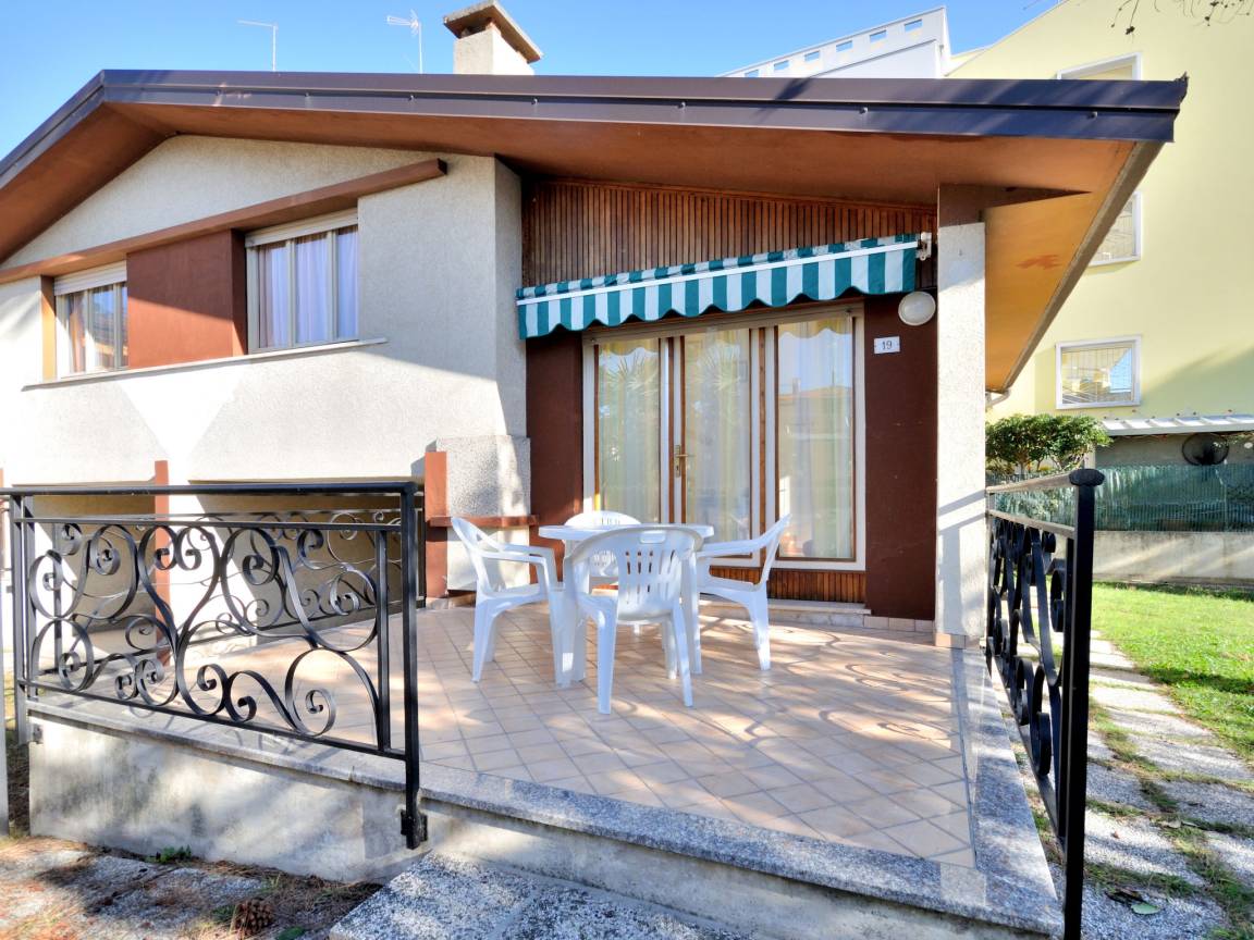 37 M² Maison De Vacances ∙ 2 Chambres ∙ 5 Personnes - Bibione
