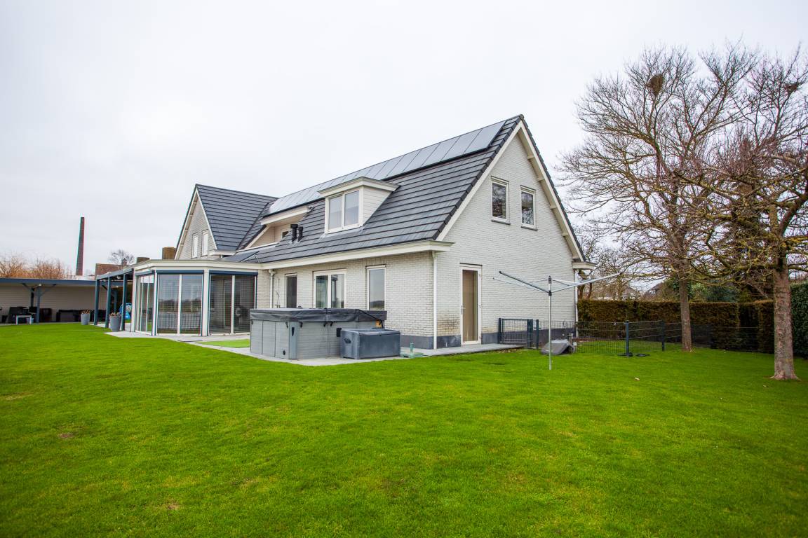 319 M² Villa ∙ 6 Slaapkamers ∙ 14 Gasten - Gorinchem