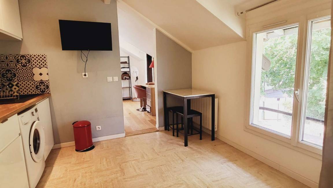 18 M² Appartement ∙ 1 Chambre ∙ 2 Personnes - Boulogne-Billancourt