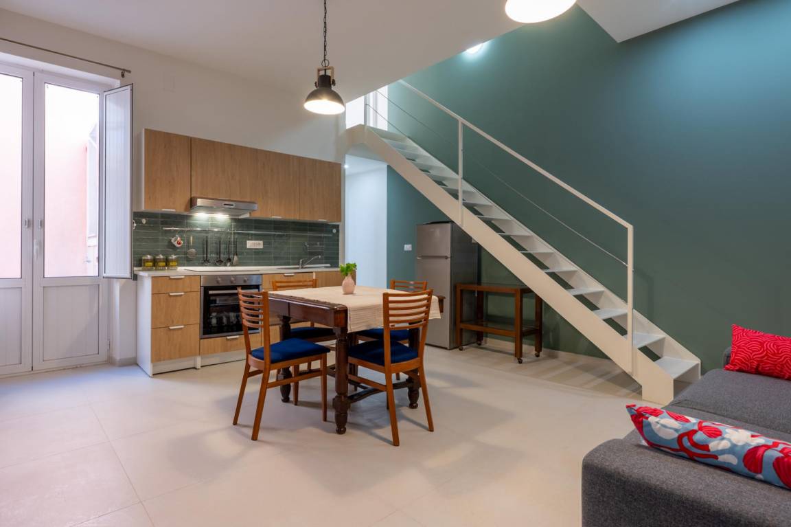 83 M² Apartamento ∙ 2 Habitaciones ∙ 5 Huéspedes - Catania