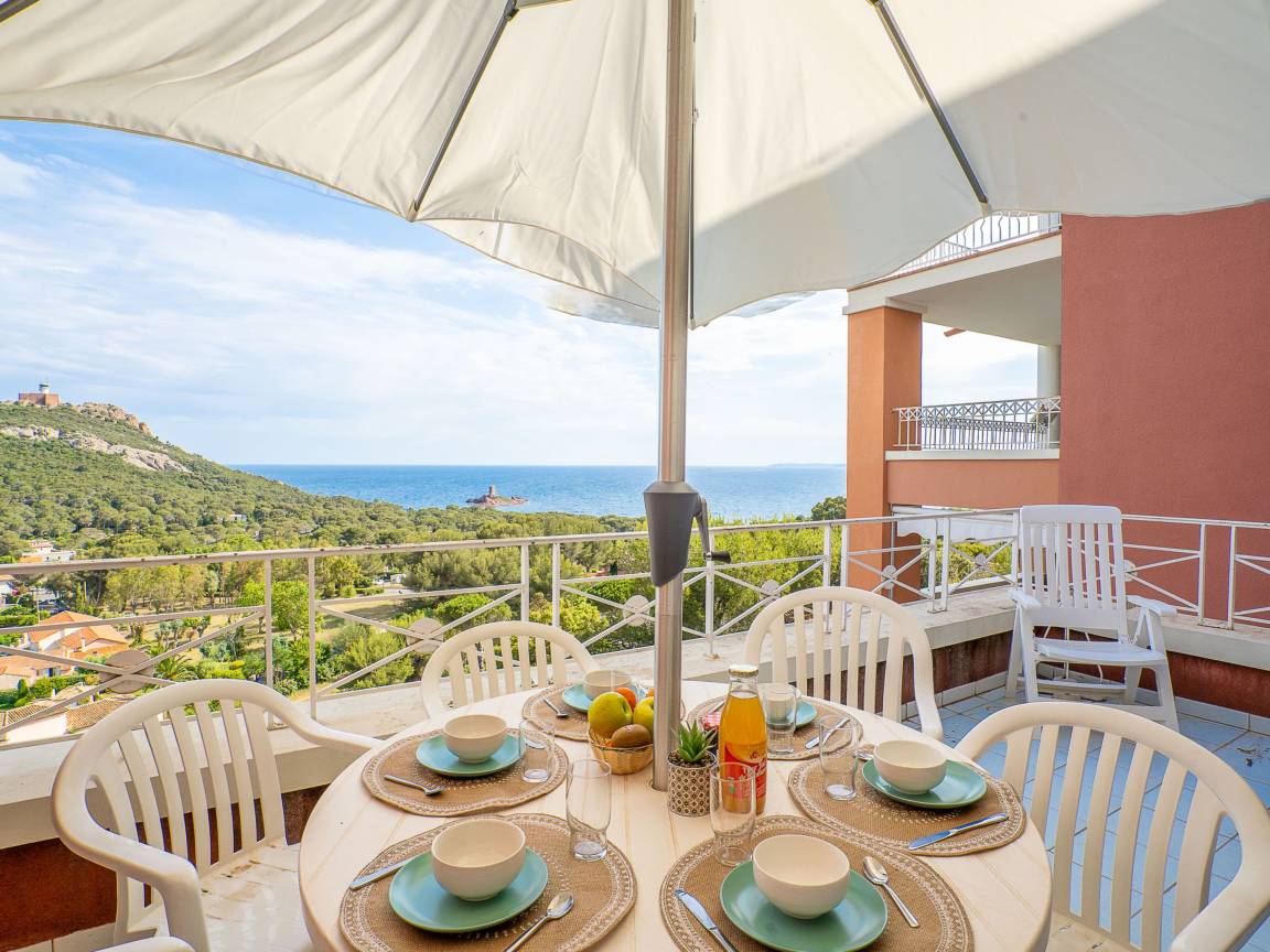 38 M² Maison De Vacances ∙ 1 Chambre ∙ 6 Personnes - Saint-Raphaël