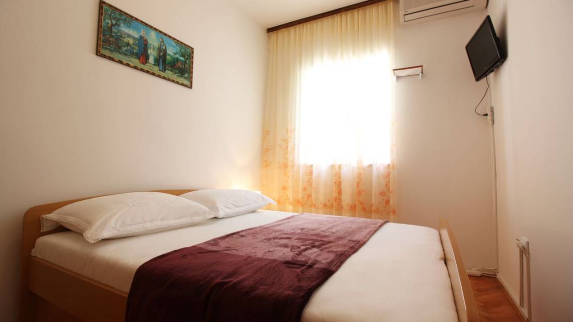 17 M² Hotel ∙ 1 Bedroom ∙ 2 Guests - Karlobag