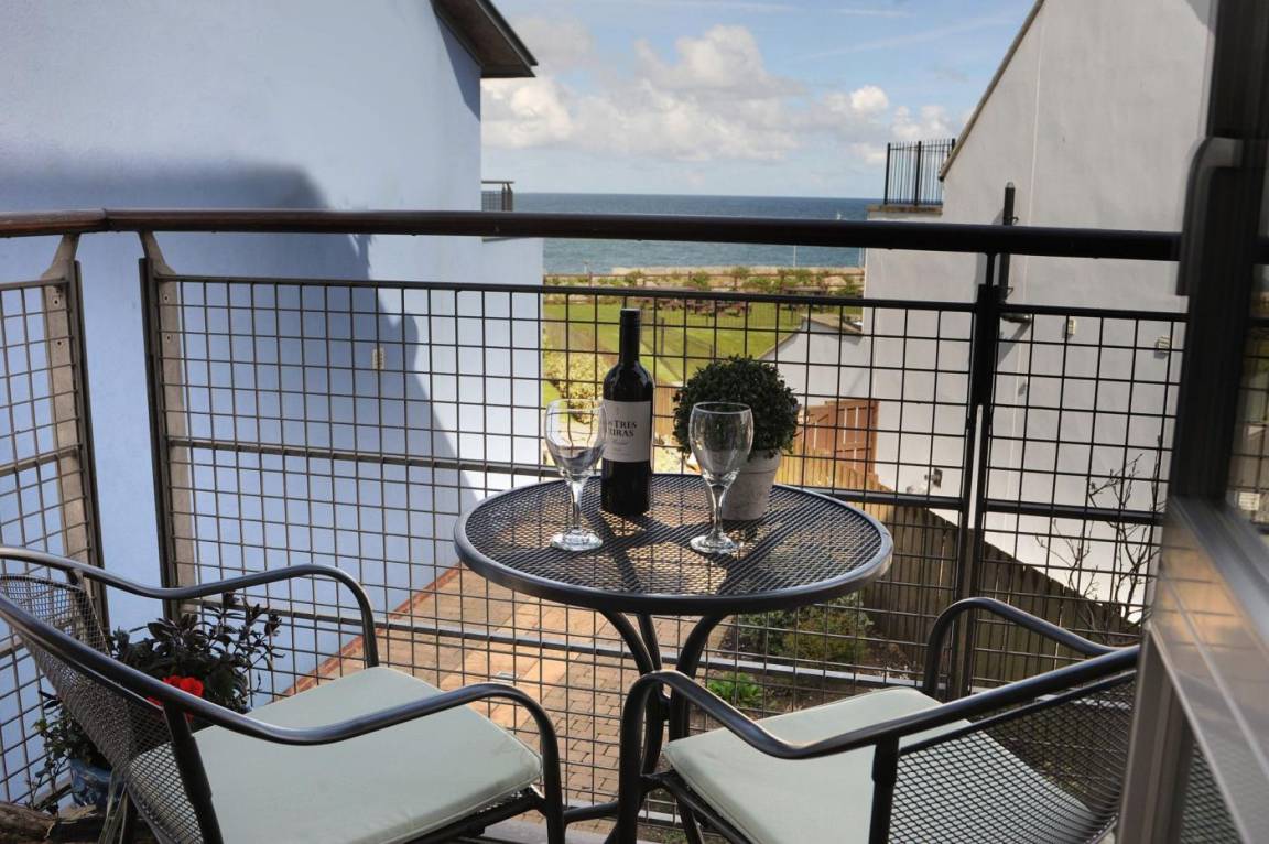 Apartment ∙ 2 Bedrooms ∙ 4 Guests - Seahouses