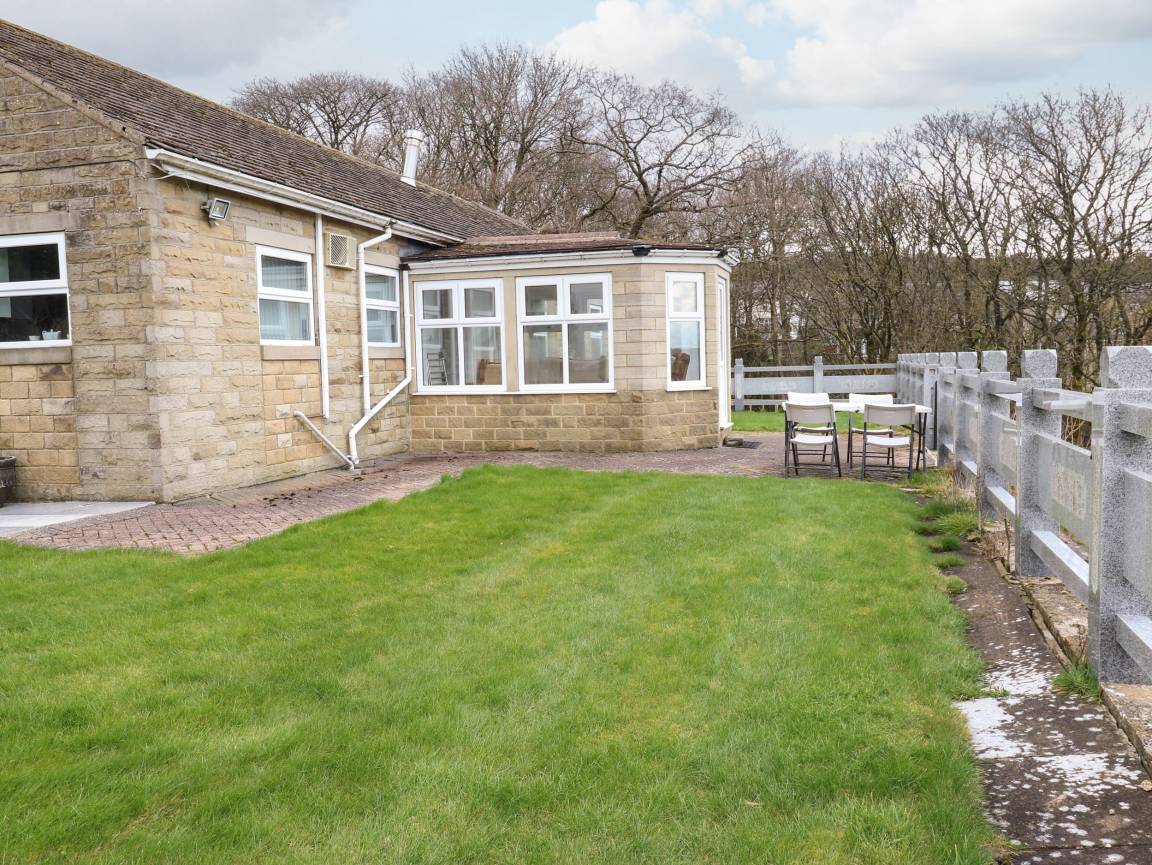 Cottage ∙ 2 Bedrooms ∙ 4 Guests - Haworth