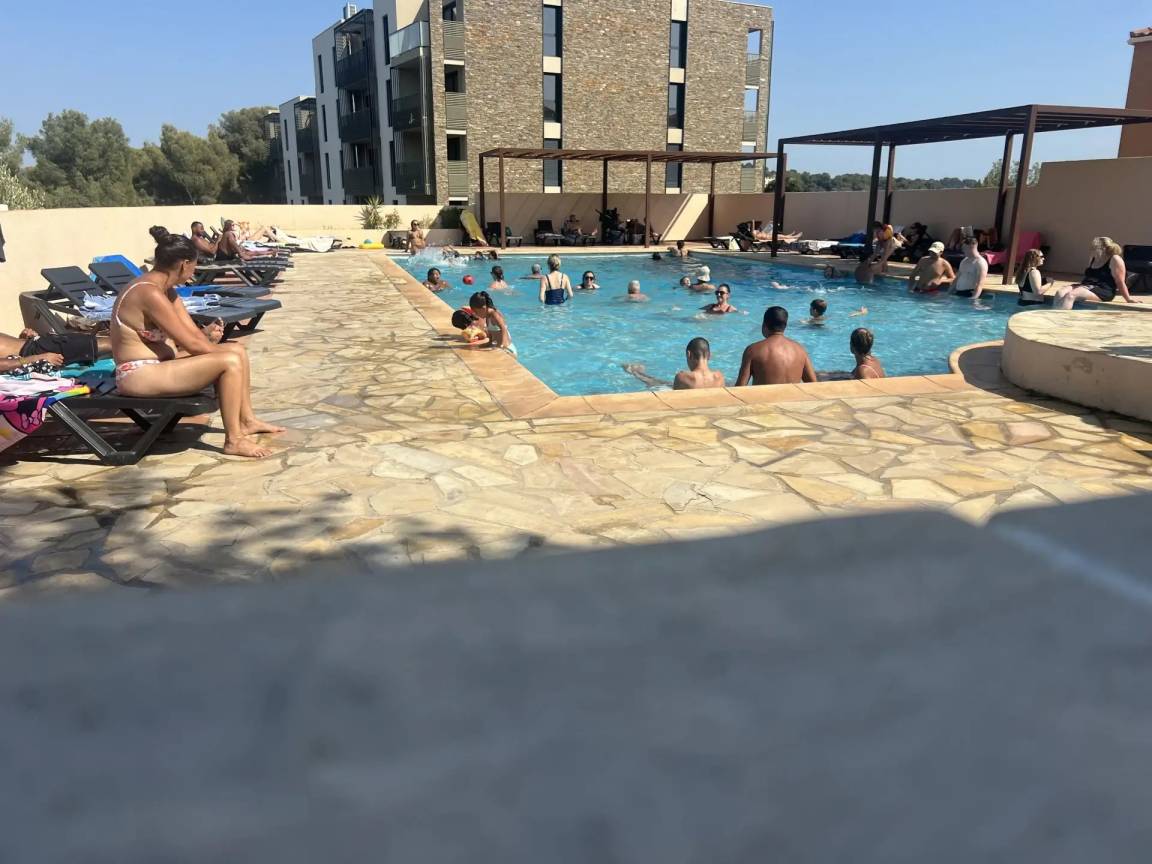 32 M² Camping ∙ 2 Chambres ∙ 4 Personnes - La Seyne-sur-Mer