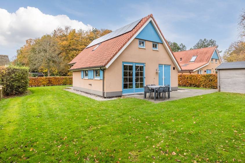130 M² Bungalow ∙ 2 Bedrooms ∙ 6 Guests - Texel