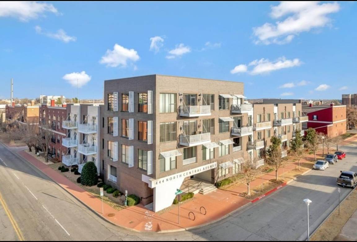 98 M² Apartamento ∙ 2 Habitaciones ∙ 4 Huéspedes - Oklahoma City