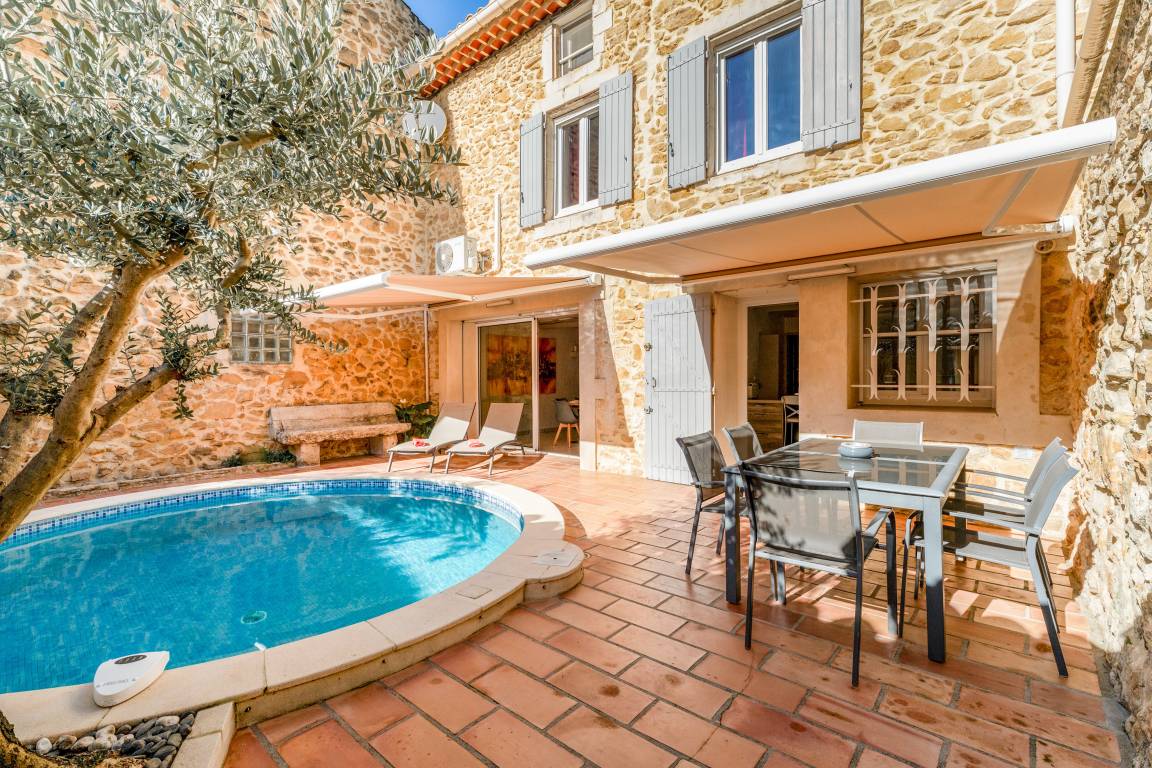 160 M² Maison De Vacances ∙ 3 Chambres ∙ 6 Personnes - Orange