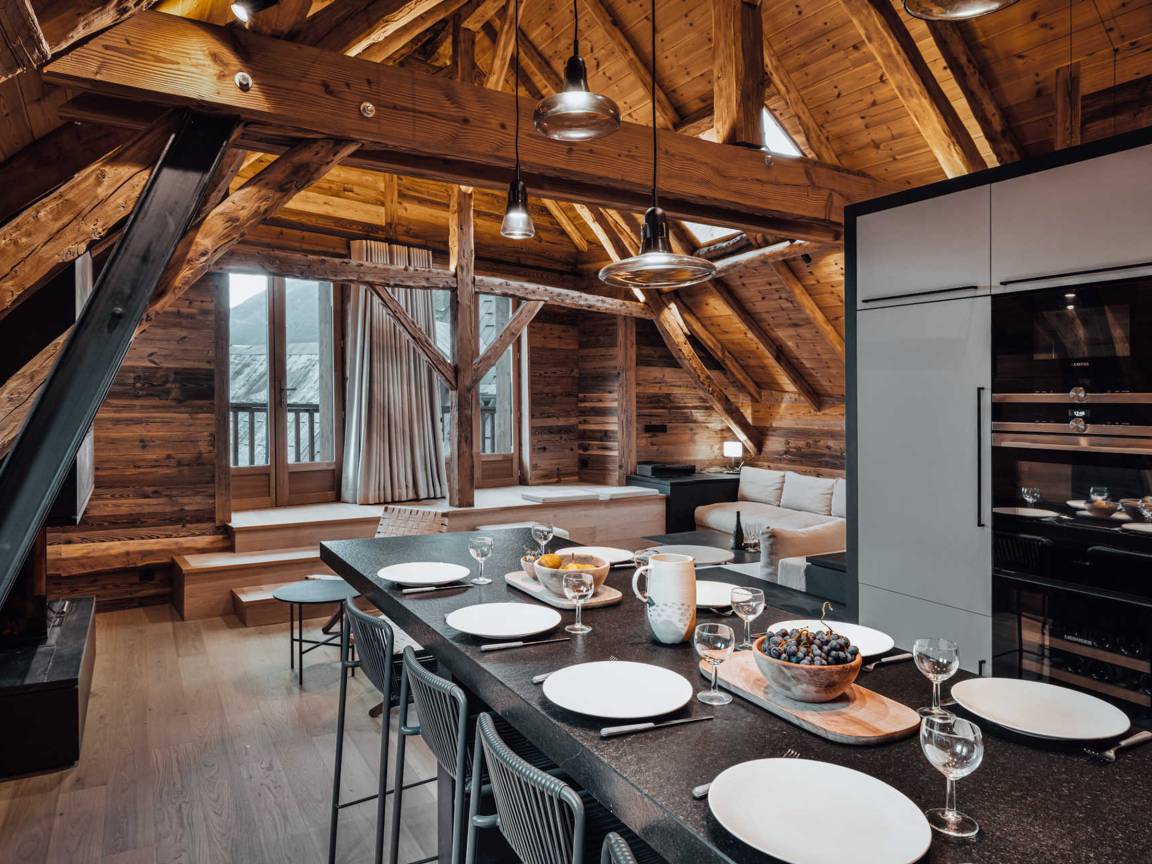 90 M² Appartement ∙ 3 Chambres ∙ 8 Personnes - Névache