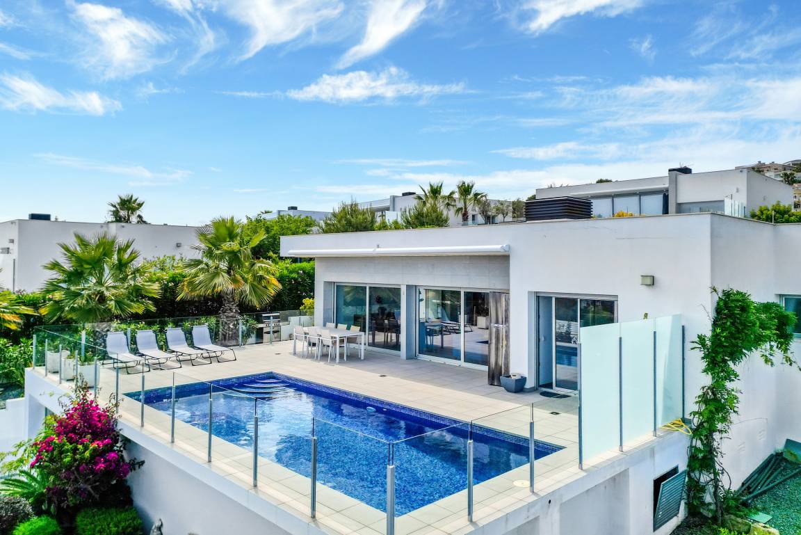 150 M² Villa ∙ 3 Slaapkamers ∙ 6 Gasten - Benitachell